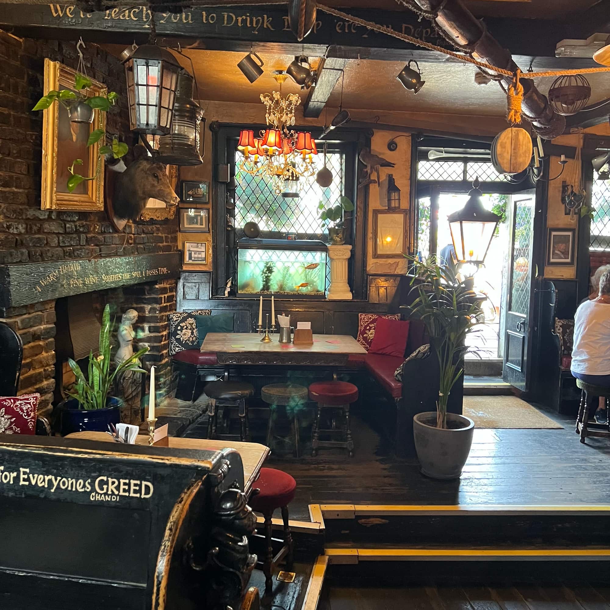 Mayflower Pub, Rotherhithe, London – Cafes and Alleyways